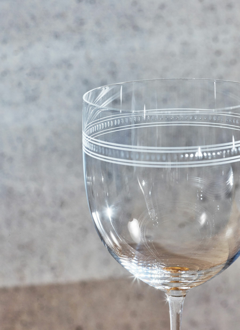 Mouth-blown Muslin Glass | J. & L. Lobmeyr